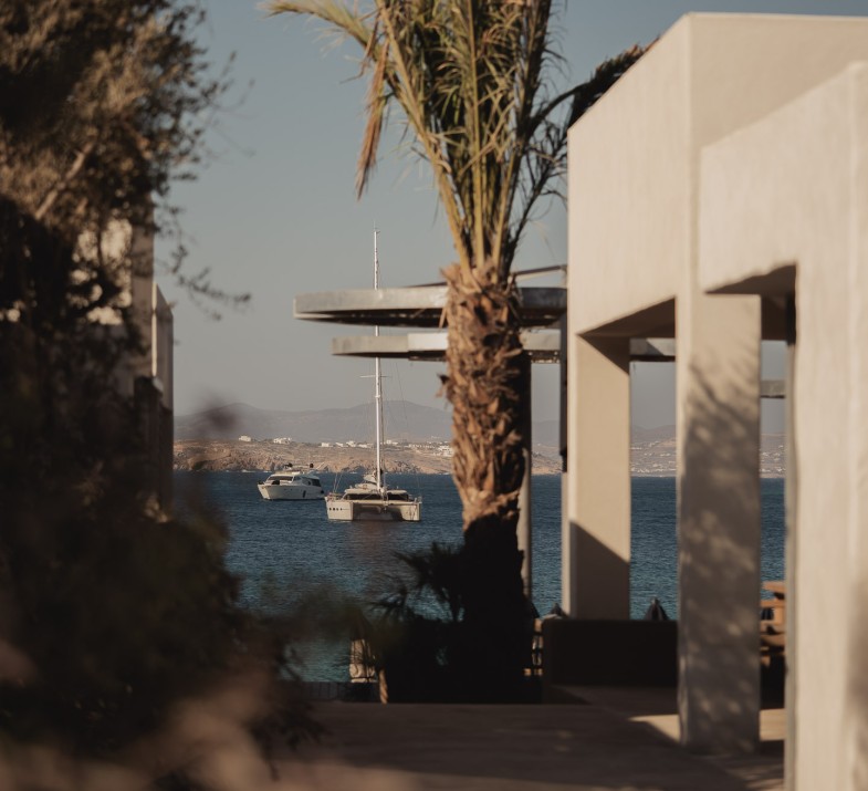 About Us | Crios Paros